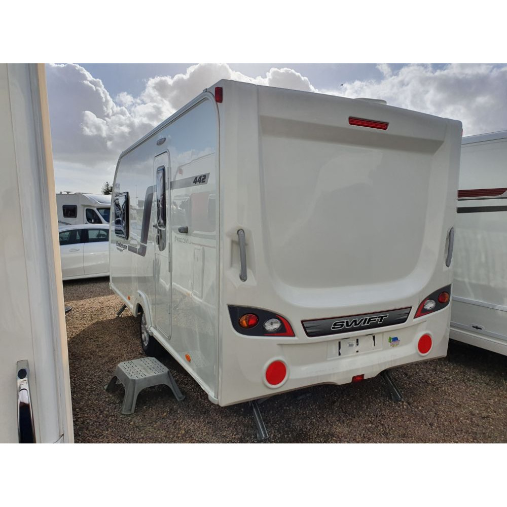 2014 Swift Challenger Sport 442